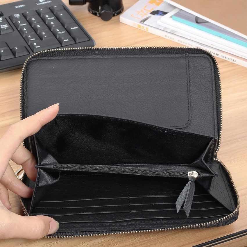 Men's Leather Checkbook Style Wallet | semashow.com