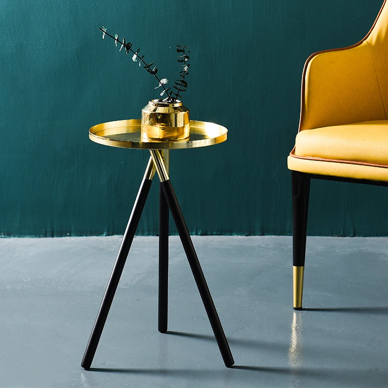 Northern Europe style Round wooden side table Small house type Luxury ...