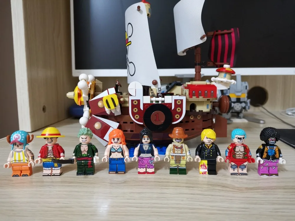 ONE PIECE Monkey D. Luffy Thousand Sunny Anime Pirate Ship Building ...