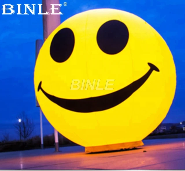 Giant Smily Face