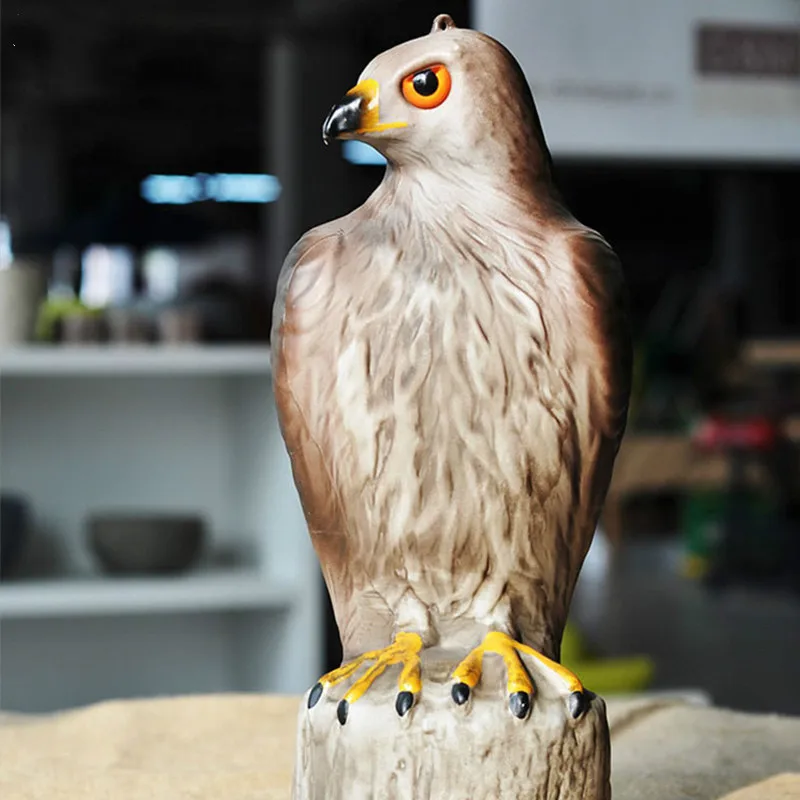 Garden Decoration Figurine,lifelike Hawk Decoy Scares Away Birds ...