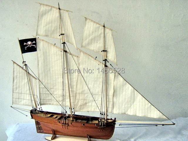 Classic Sailing Boat Wood Scale Ship 1/48 Le Coureur+upgrade Kit Scale ...