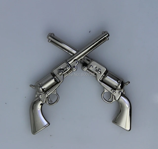 Crossed Revolvers Western