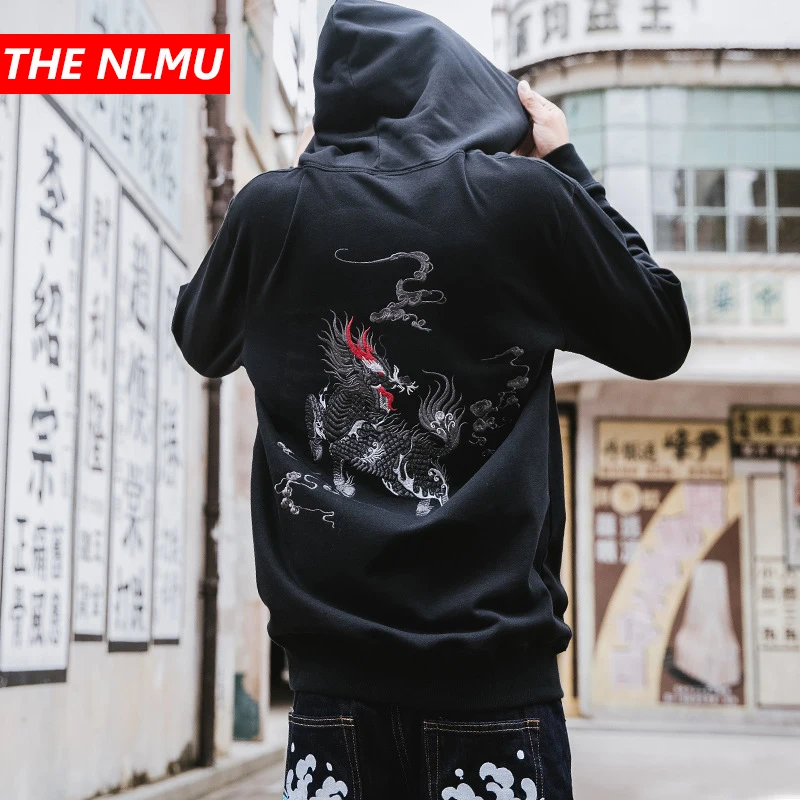 Harajuku Black Hoodie Sweatshirts Men 2018 Chinese Embroidery Fleece
