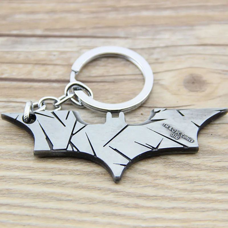 Metal Batman Keychain Gifts for Men Key Chain Creative Key Holder ...