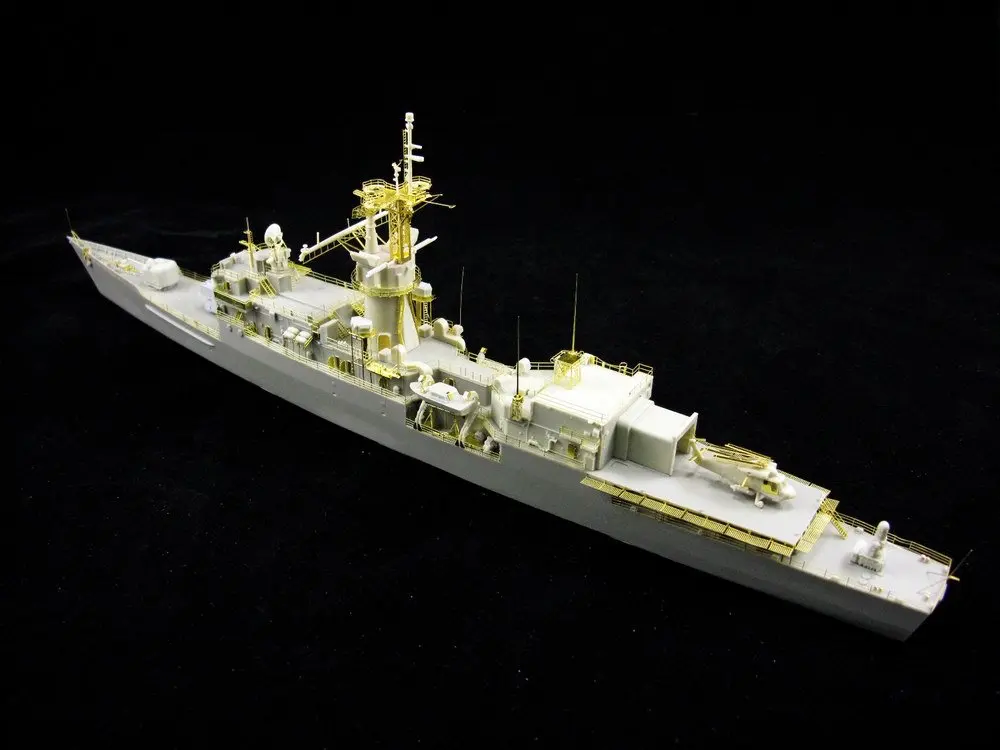 OrangeHobby-1-350-070-USS-Robert-E-Peary-FF-1073-Knox-class-frigate ...