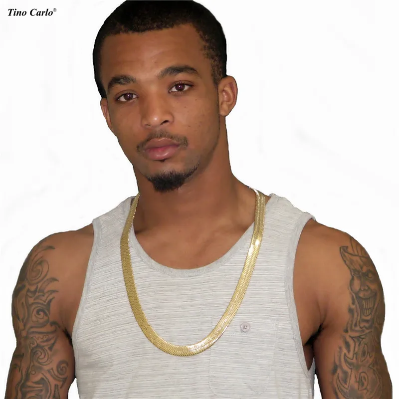 Celebrities Wear The Chains Necklace