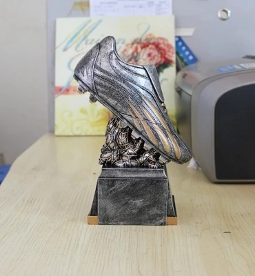Free Printing 22cm The top scorer Football Golden Boot Shoe Trophy ...