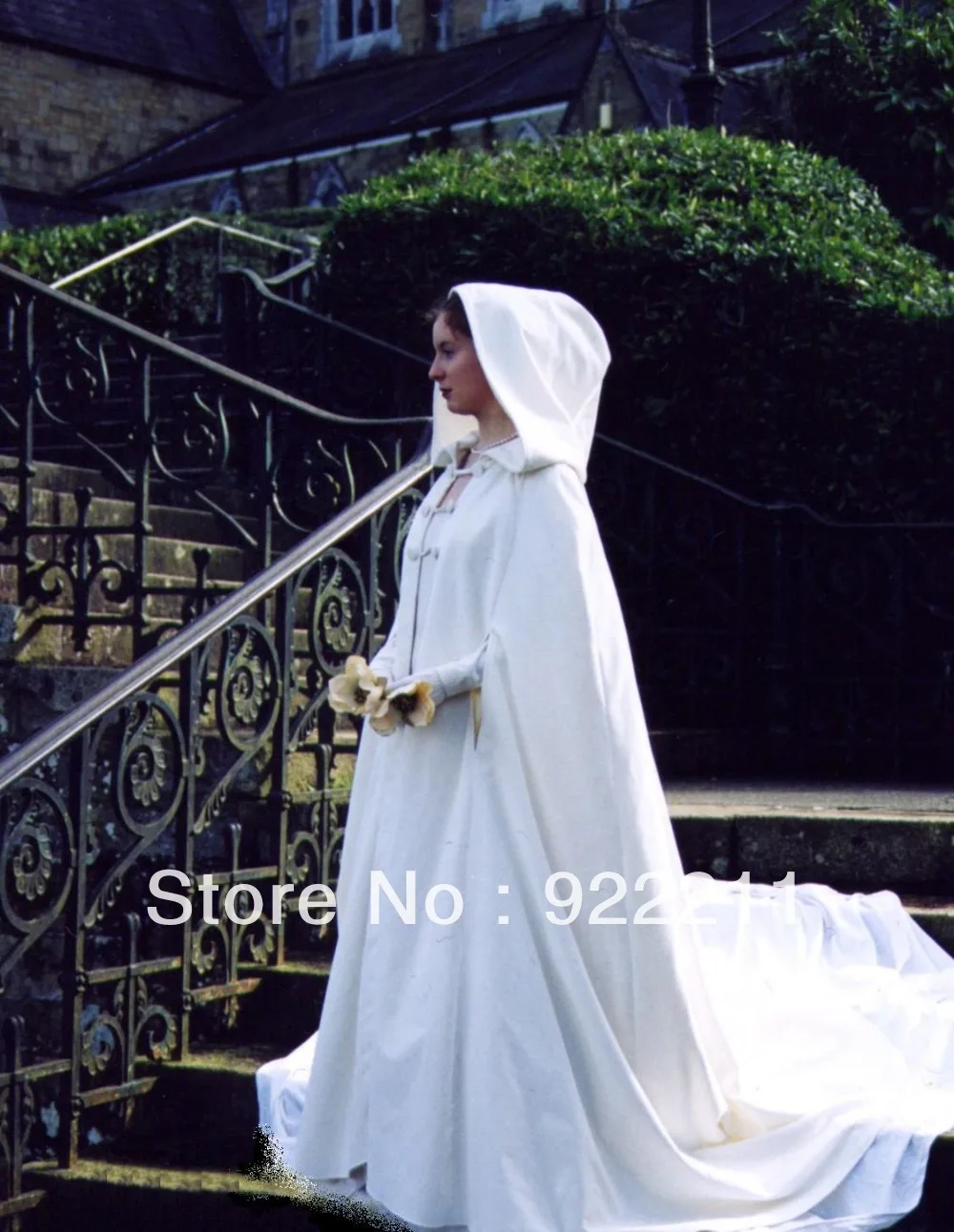 New-Design-Ivory-White-Hooded-Long-for-Bride-Winter-Wedding-Cloak-Cape.jpg