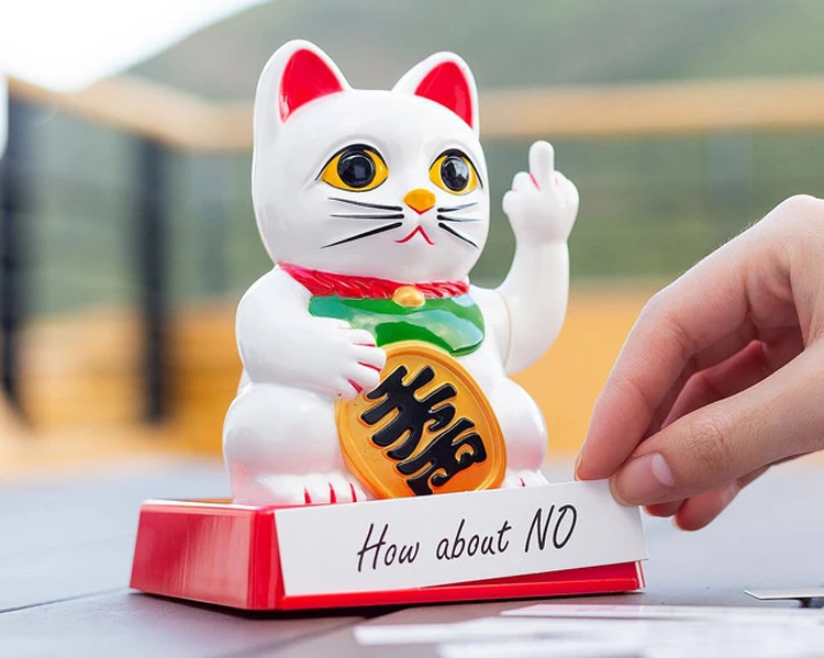 Terbang-Elang-Kekayaan-Kucing-Keberuntungan-Cina-Melambaikan-Tangan ...