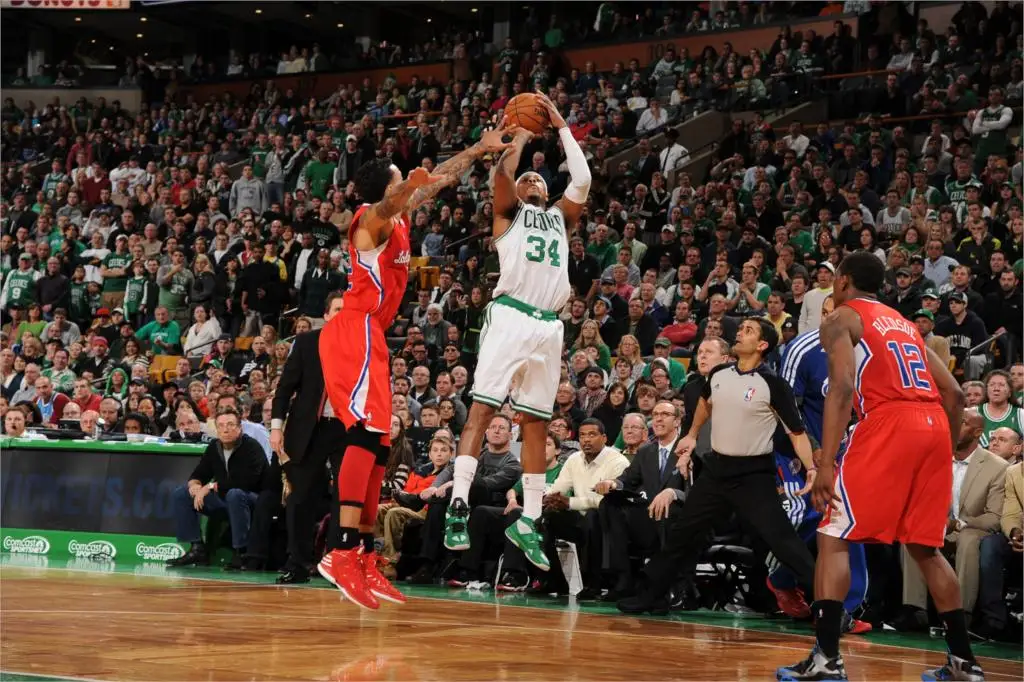 DIY frame Paul Pierce fade away shot Basketball posters and prints home ...