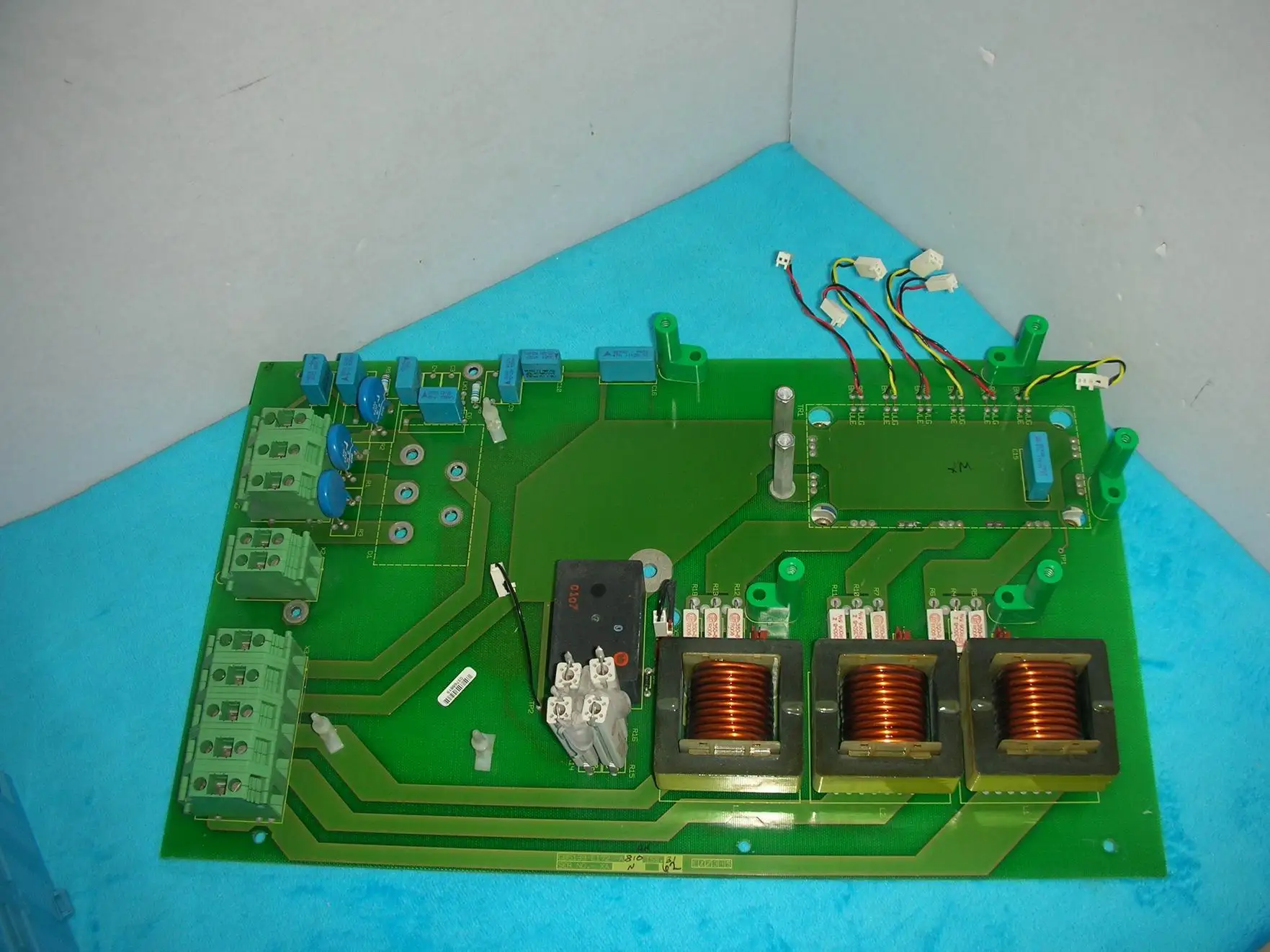 G85139-E172-A810-with-75A-module.jpg