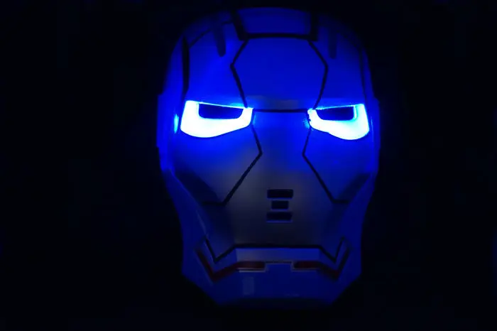 Superhero Iron Man Avenger LED Light UP Mask Kids Toy Cosplay Costume ...