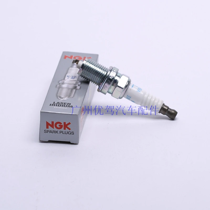 NGKหัวเทียนอิริเดียมแพลทินัมIFR6A11 #5079, สอดคล้องกับBKR6E 11, BKR6EIX ...