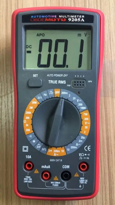 Digital Multimeter Low power consumption CMOS double integration, A/D ...