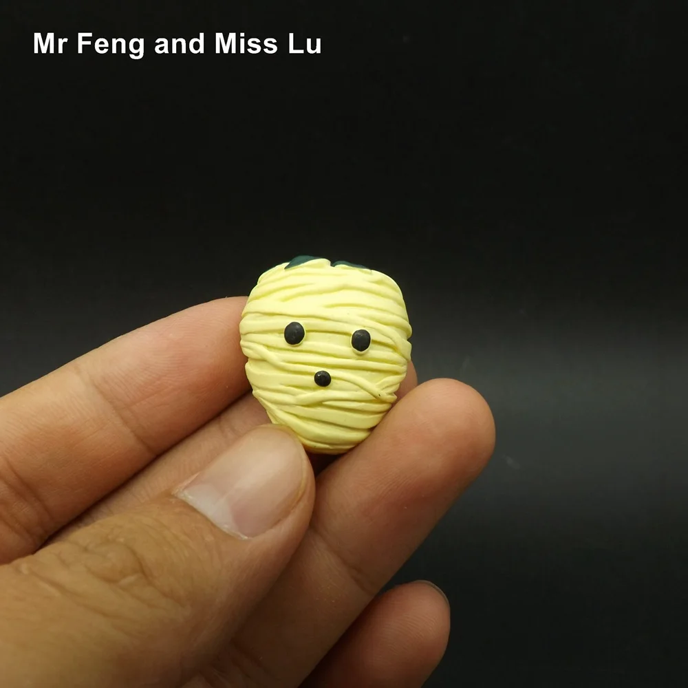 Planar Resin Model Hallowmas Yellow Head Ghost Mummy Design Halloween ...