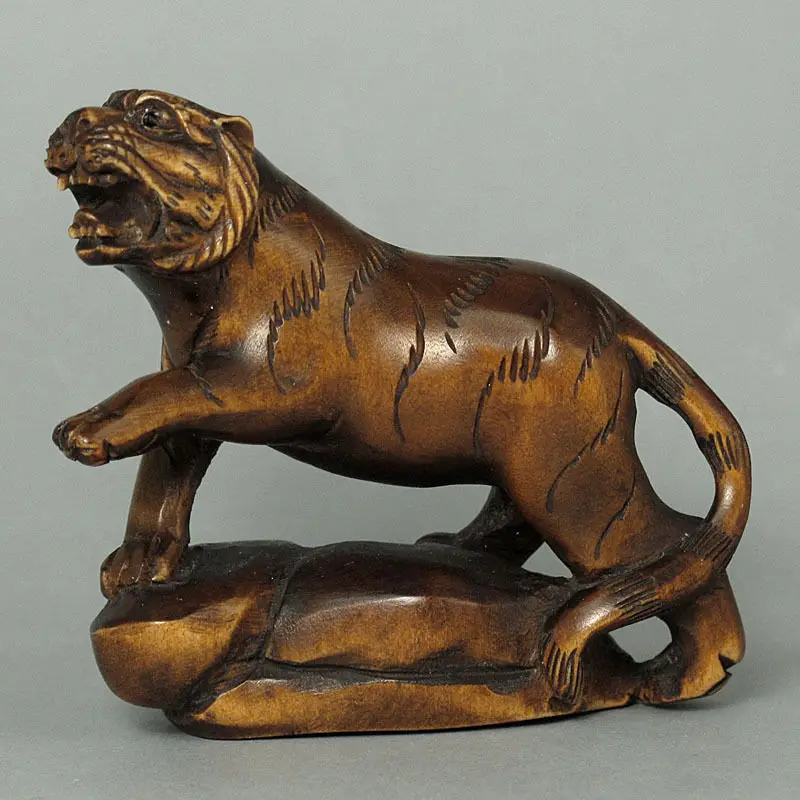 1940-s-Japanese-handmade-Boxwood-Wood-Netsuke-Tiger-Figurine-Carving ...