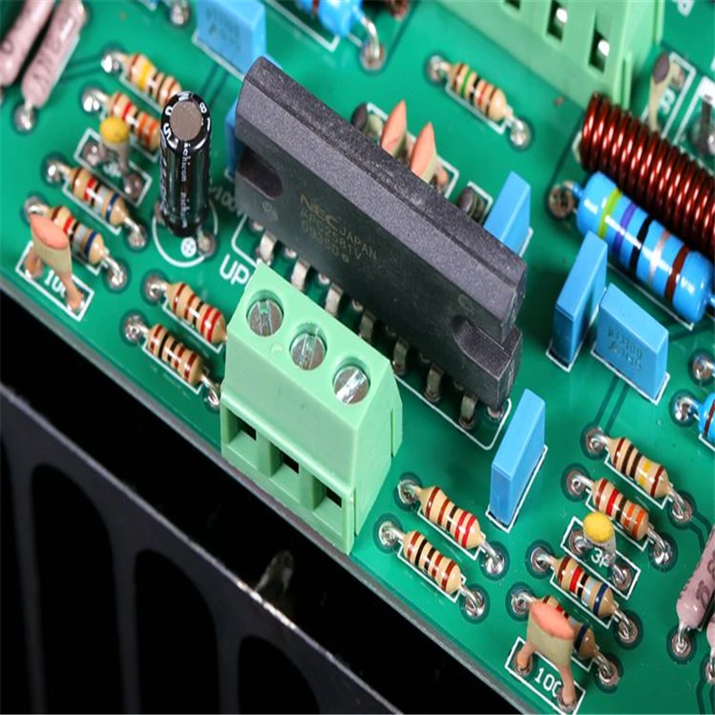 UPC2581V толкает SANKEN C2922/A1216 150 Вт* 2 Плата усилителя мощности