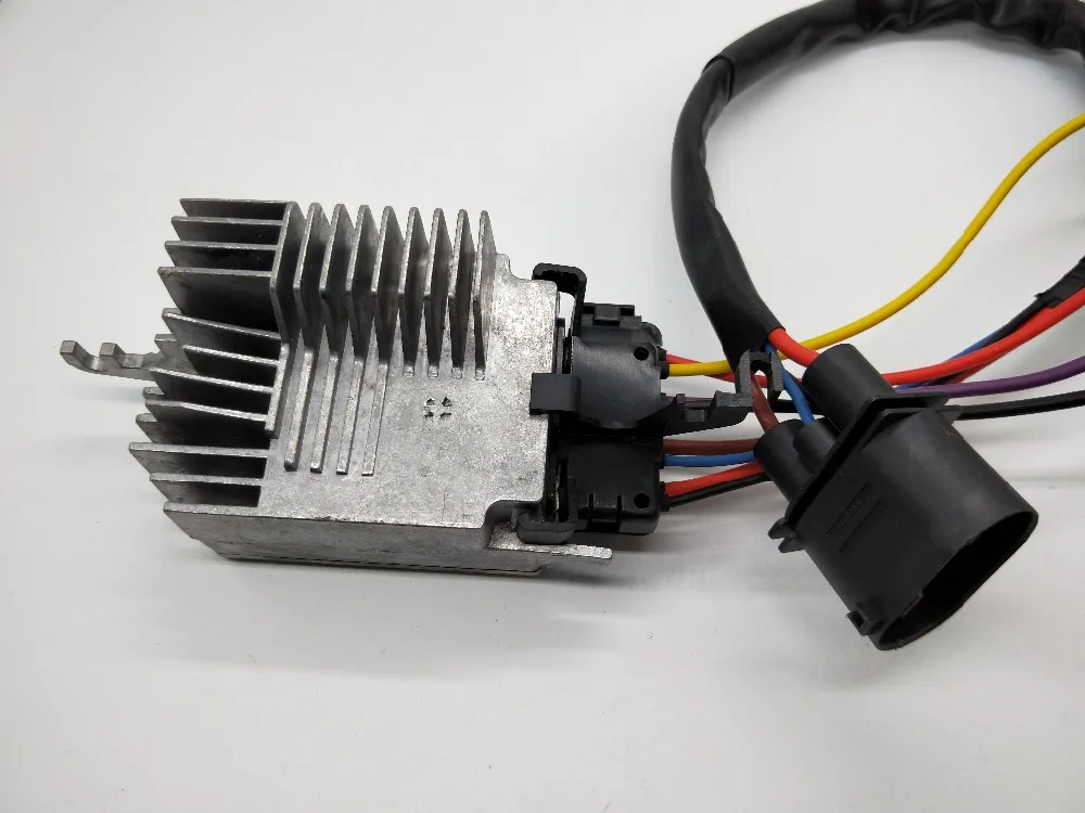 SMD-Radiato-Cooling-Fan-Control-module-For-Audi-A6-C6-Skoda-Octavia-2-0 ...