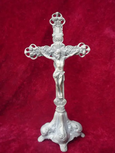 Collection Of Old China To The Silver Statue Of Jesus - Statues ...