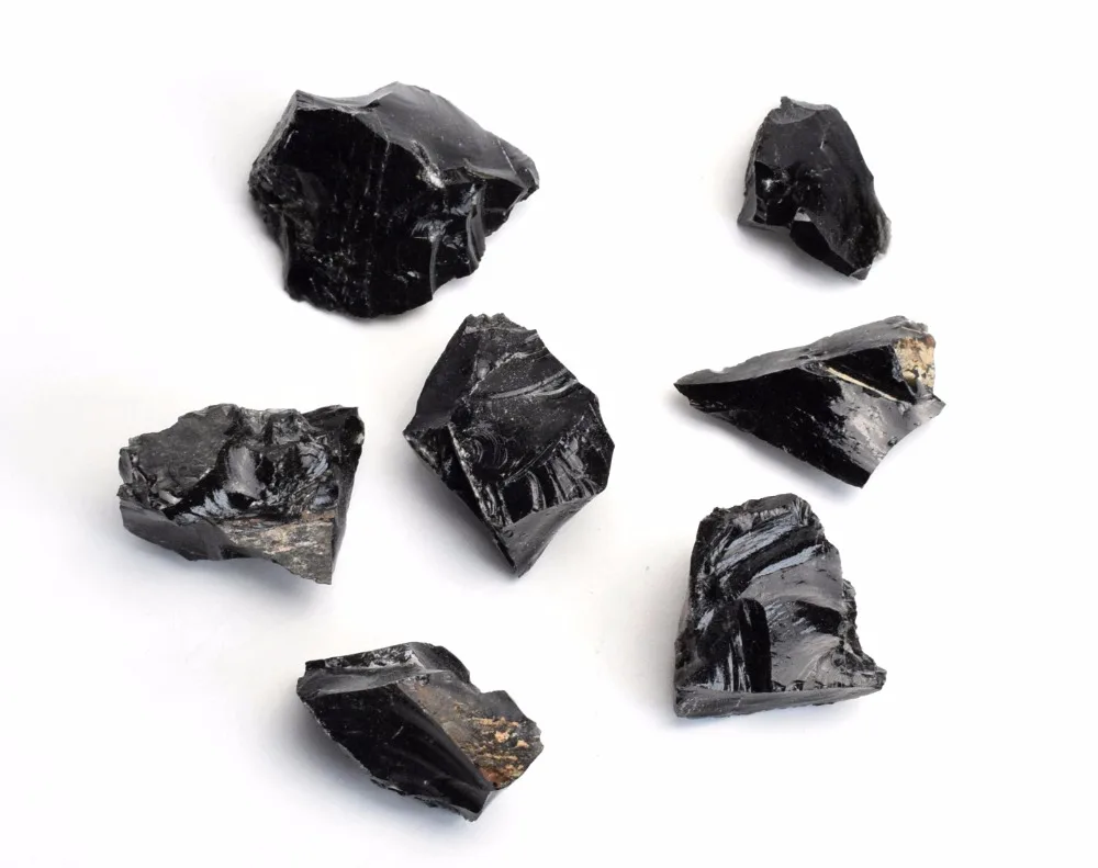 Raw black obsidian Home & Living Rocks & Geodes Home Décor etna.com.pe