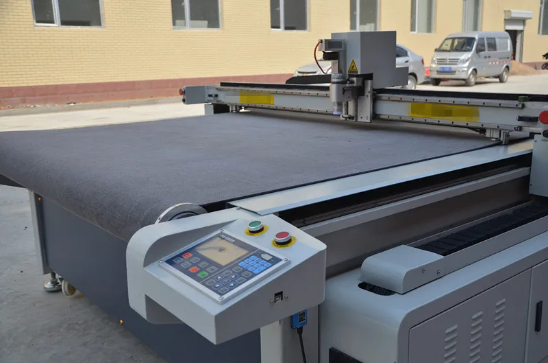 Digital cardboard cutter Digital Vibrating Knife CNC Leather Cutting ...