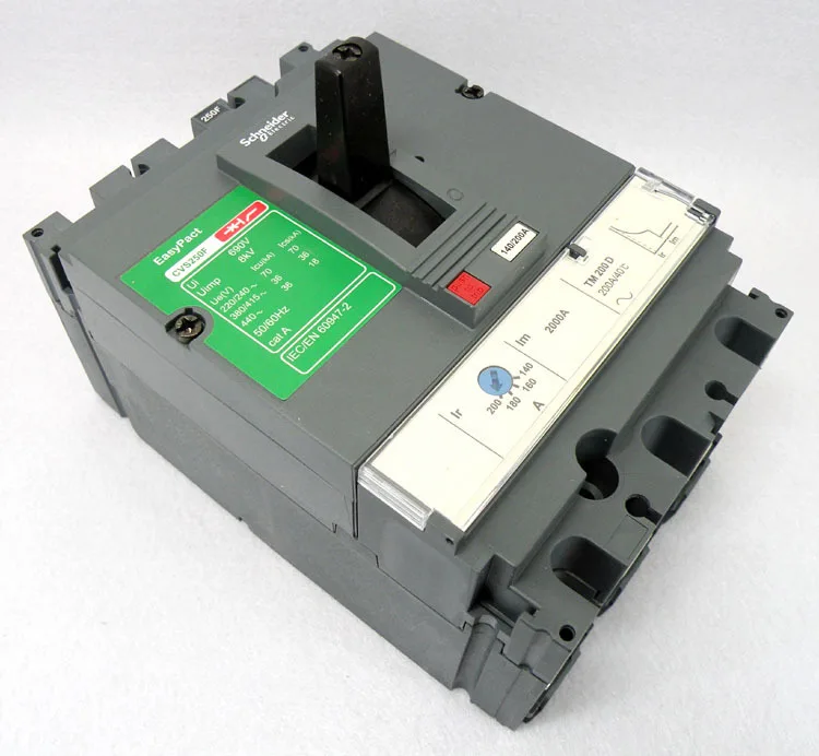 CVS250F 3P 200A LV525332 EasyPact Moulded Case circuit breaker New ...