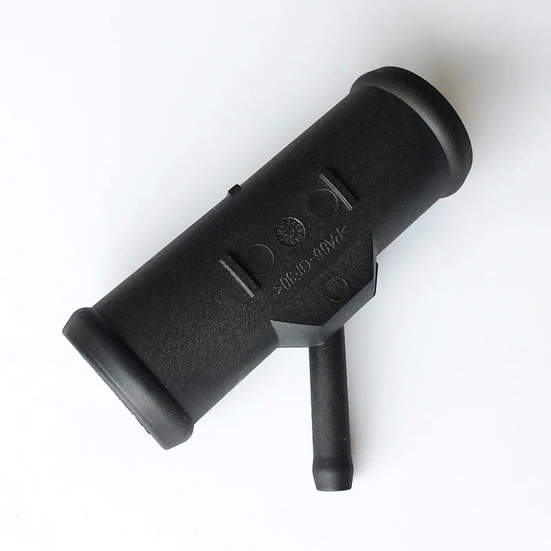 Conector de tubería de agua para tanque de refrigeración del motor ...