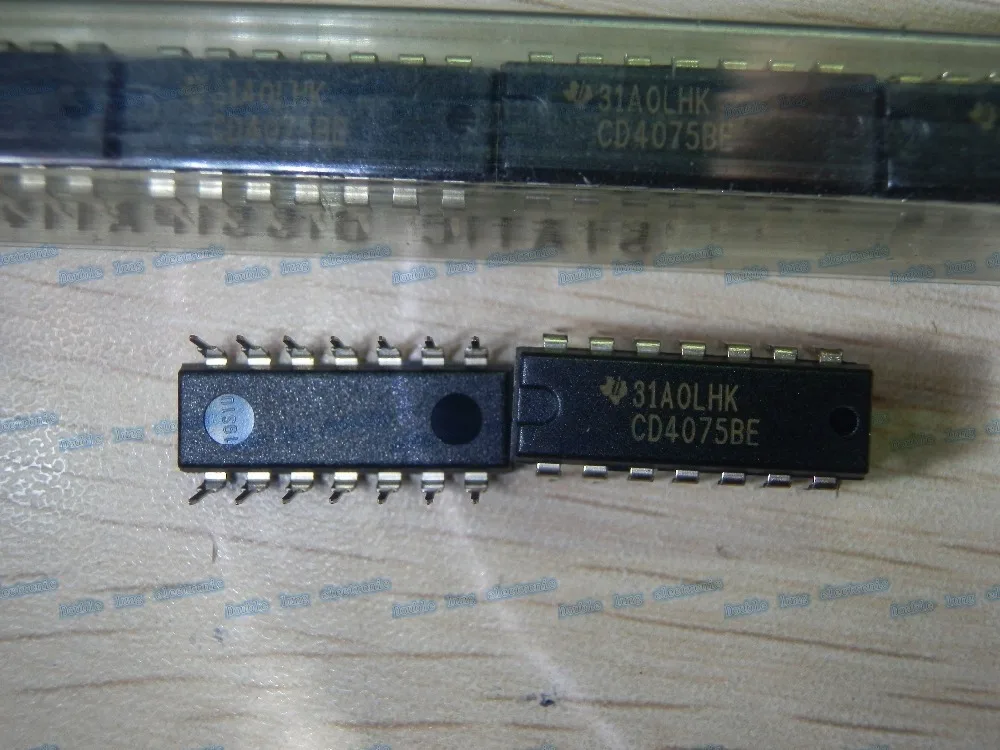 50pcs/lot Cd4075be Cd4075 Ic Gate Or 3ch 3-inp 14-dip - Integrated ...