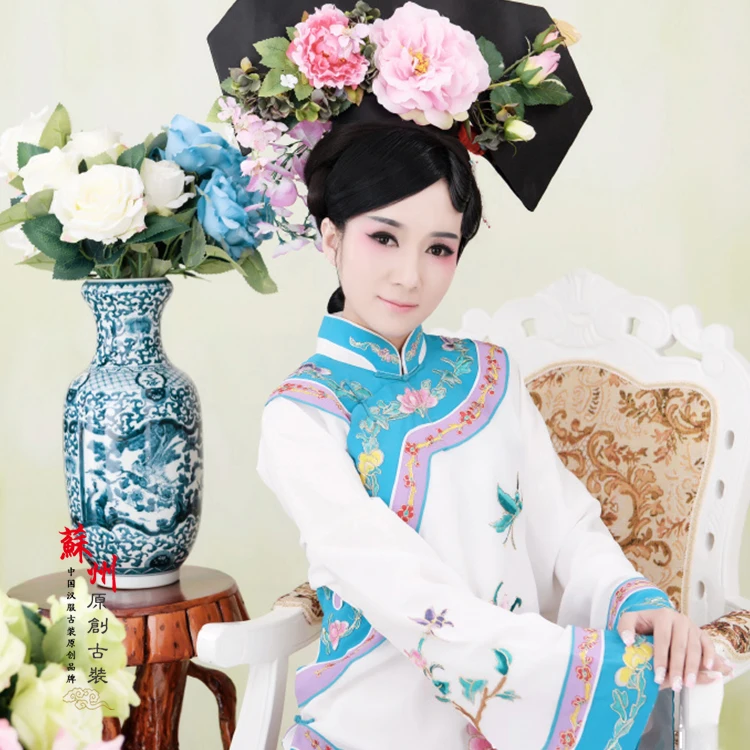 Fang-Fei-Photo-House-Costume-Qing-Dynasty-Empress-Costume-with-Delicate ...