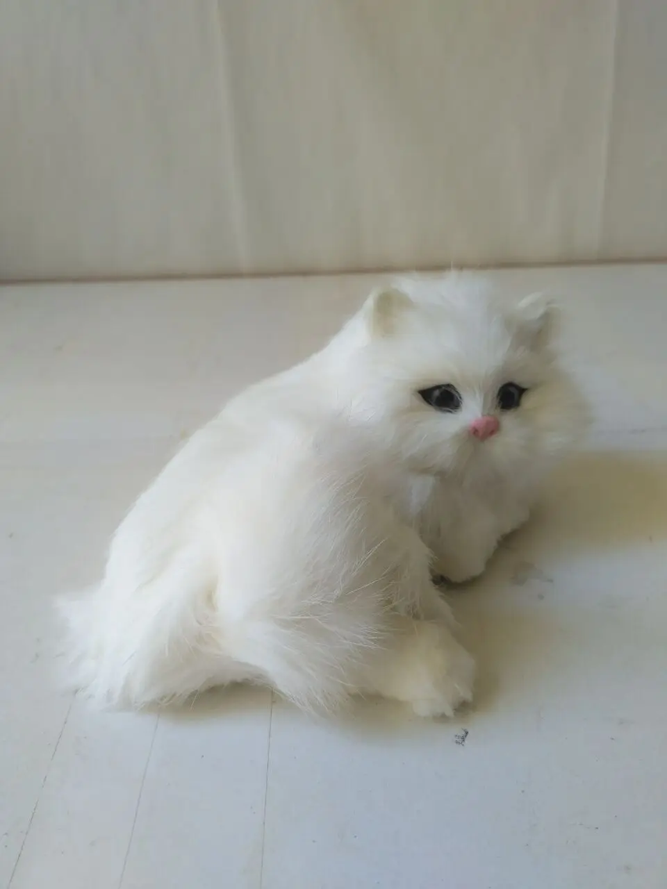 cute-simulation-white-cat-model-plastic-furs-cat-handicraft-about ...