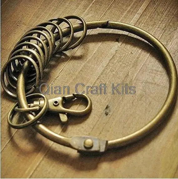 25pcs 3 Inch large Antique Bronze Retro Style Key Ring with 10 Small ...