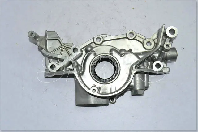 Piezas de motor, bomba de aceite MD308625 MD308627 MD302234 M331 ...