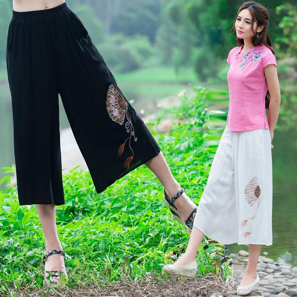 2017 Women Summer Original Ethnic Black White Fan Pattern Embroidery