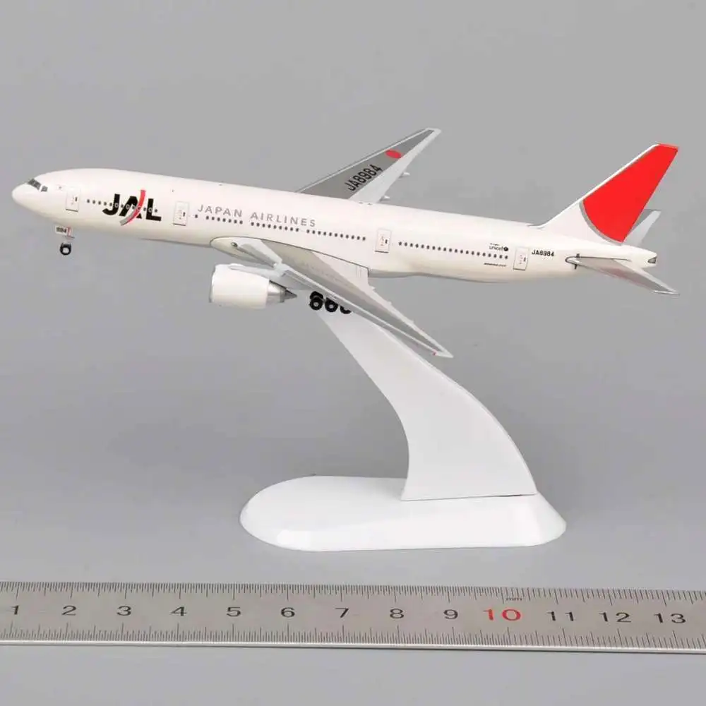 1:400 Scale White Airplane Japan Airlines JA8984 Die cast Airplane ...