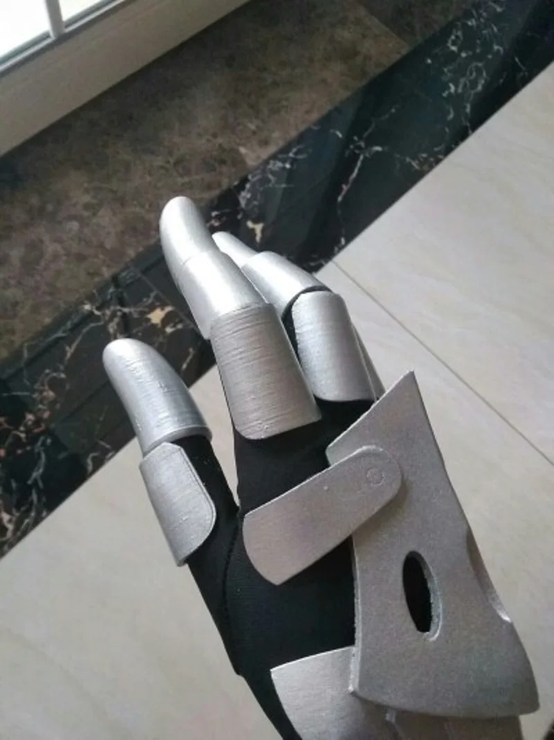 I Designed And 3D Printed Some Cosplay Hand Armor Secured By Elastic ...