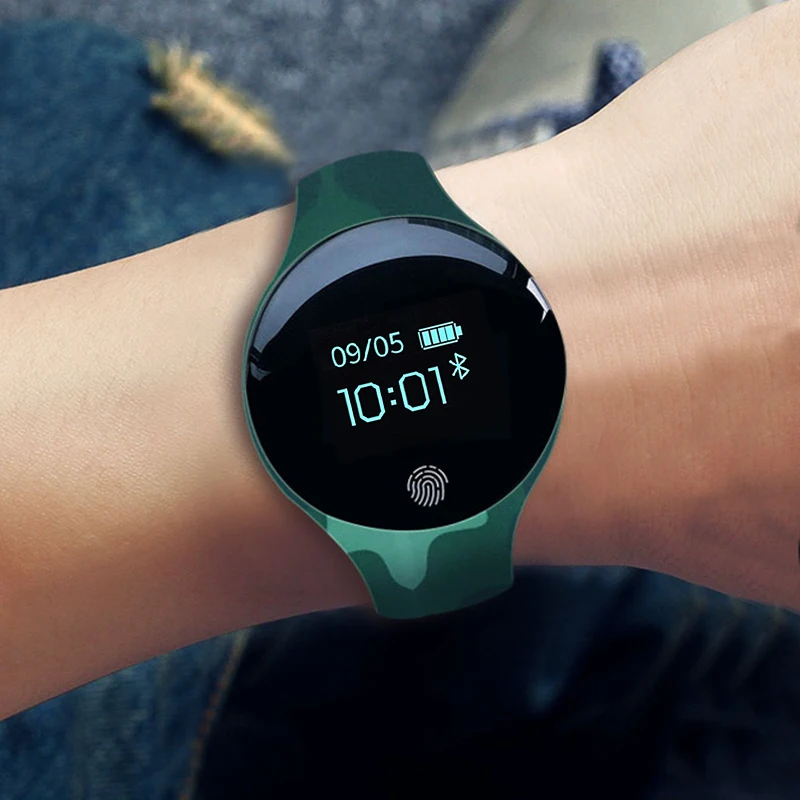 Best Luxury Smart Watches For Men | semashow.com