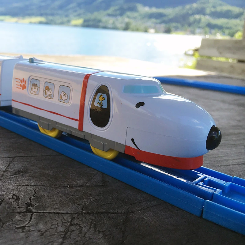 Takara Tomy Peanuts Dream Railway Plarail Snoopy Express Motorized Toy ...