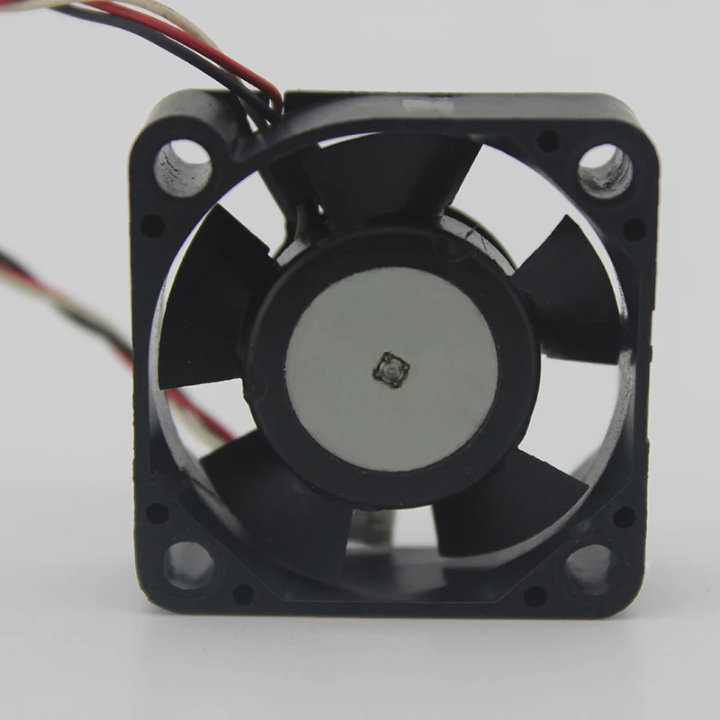 Original fan 3CM 3010 5V 0.13A 1204KL-01W-B39 three lines - Onestopfan.com