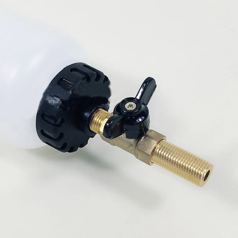 Замена масла в тормозной системе специальный автомобиль инструмент ...