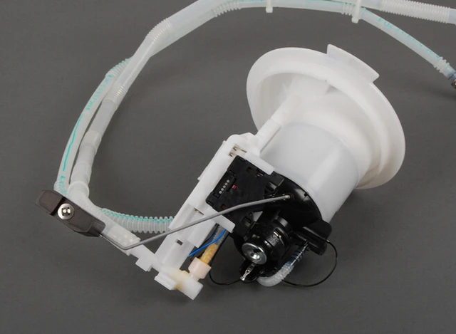 Free shipping wholesale new Fuel Filter Assembly for Mercedes W204 C300 ...