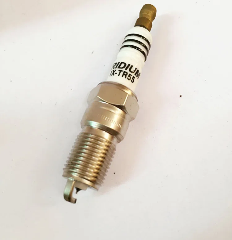 送料無料mtw イリジウム スパーク プラグ IX TR55 4 ロット一致ngk TR55GP TR55GP TR55IX TR55VX ...