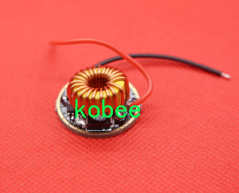 Cree XLamp XHP70 6V LED Driver 26MM DC6V 15V Input 4500mA Output For ...