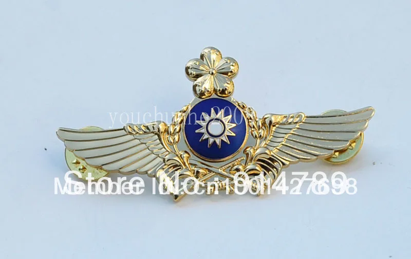CHINESE ARMY AVIATION FLIGHT WINGS METAL BADGE GOLD 33167|badge badges ...