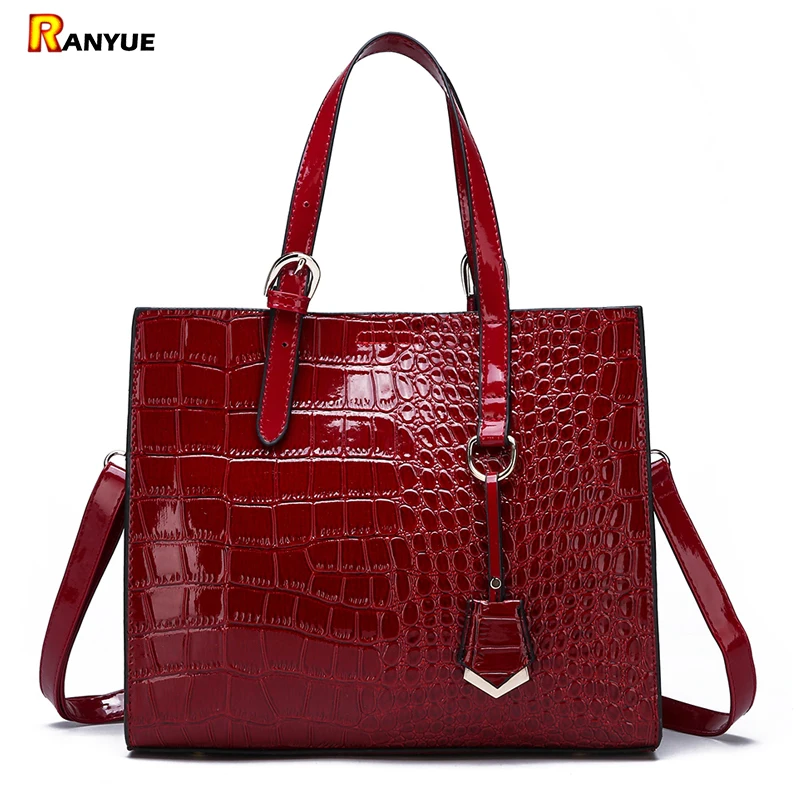 Red Designer Purse Brandsource | semashow.com