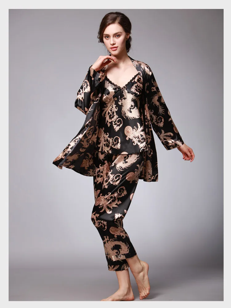 New Comfortable Sleepwear Silk Pajamas Set Woman Sexi Nightwear For