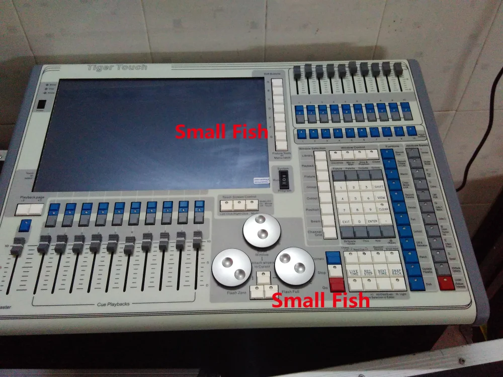 Titan Operating System Tiger Touch Controller Stage Light Control ...