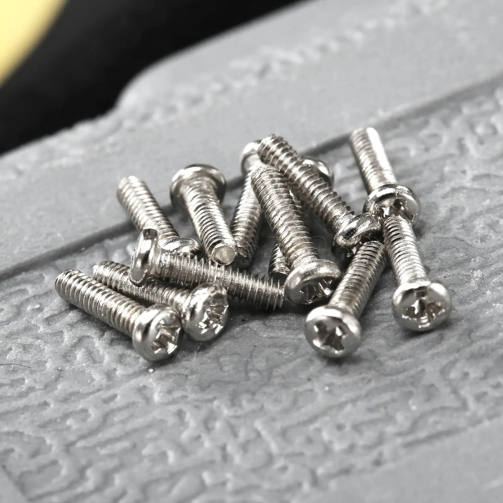50x Set M2 Stainless Steel Screw Thread Diameter 304 8mm 2mm Head Shape