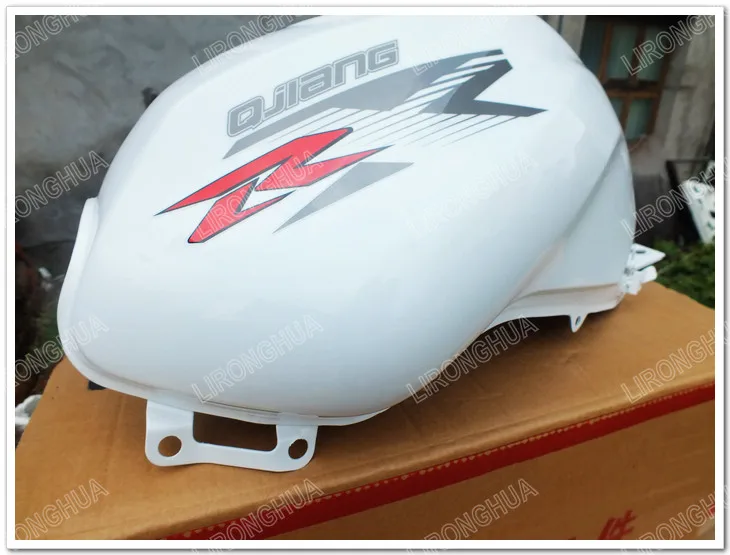 오토바이 액세서리 QJ150-17A 블레이드 연료 탱크 어셈블리