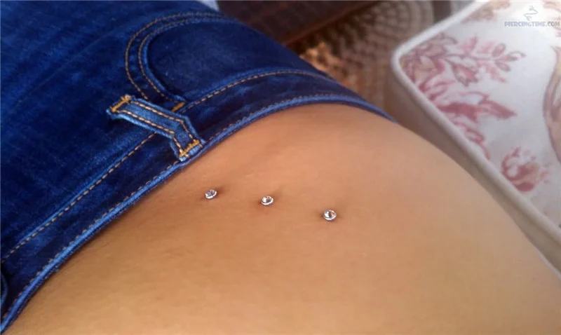 Hip Piercing Microdermal